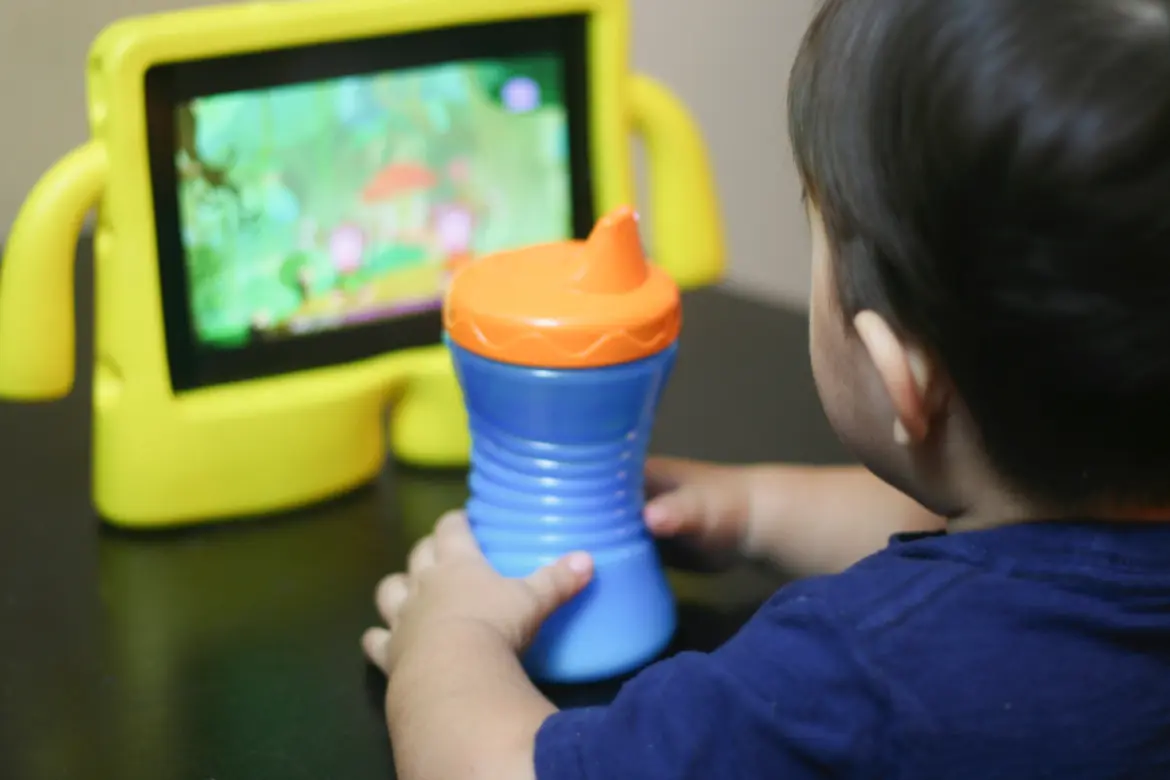 Why Screen Time for Babies, Children and Adolescents Needs to Be ...